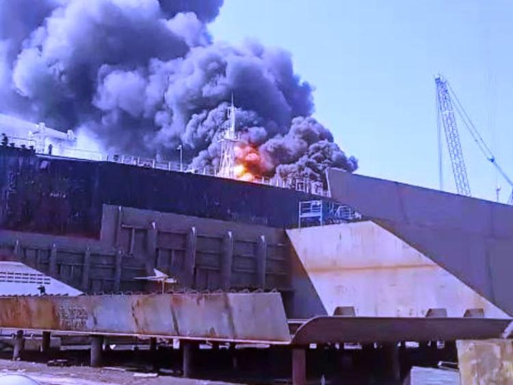 Fatal Tanker Blaze Claims Four Lives at Batam Shipyard - Maritime Fairtrade